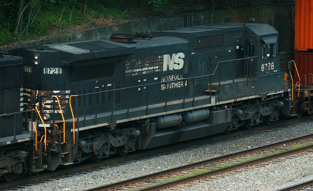 NS 8728